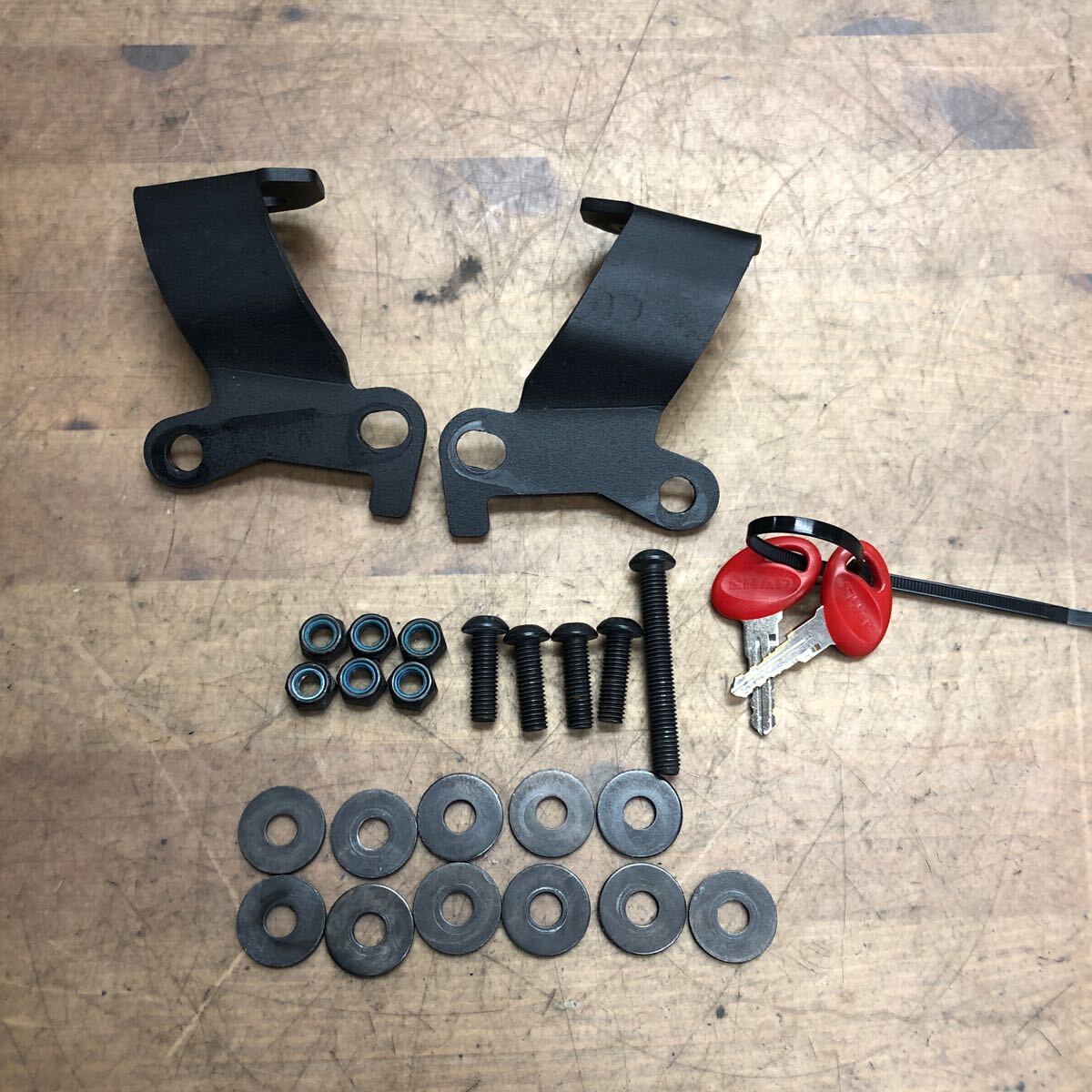 Yahoo!オークション - 400X NC56-1101〜外し SHAD SH23 パニアケース ...