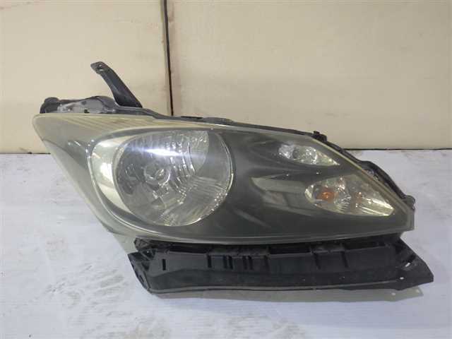 Yahoo!オークション - #335 右 ヘッドライト GB3 ホンダ フリード NH7...