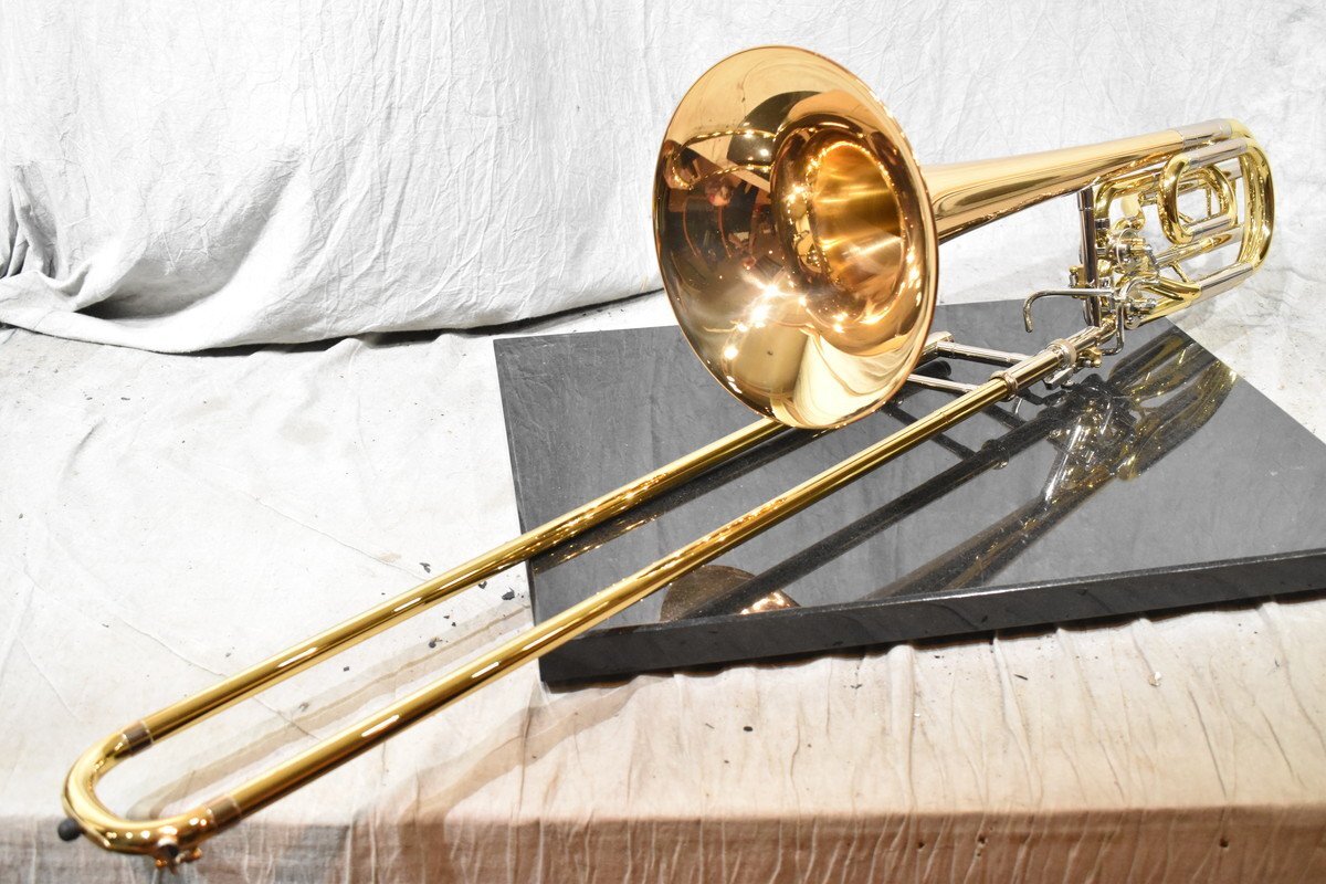 Yahoo!オークション - YAMAHA/ヤマハ バストロンボーン YBL-620G【ジャ...