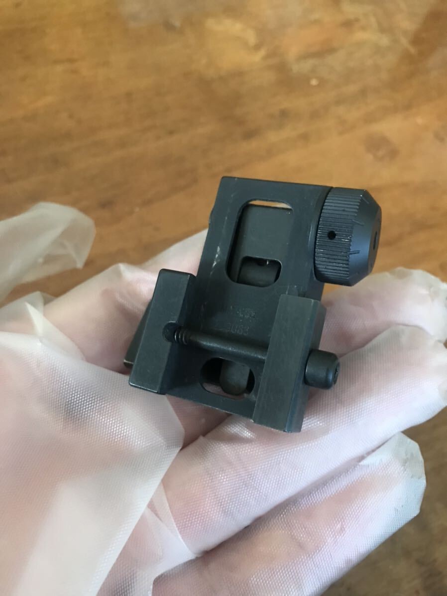 Yahoo!オークション - 実物 米軍 matech buis 200m-600m リアサイト M4...