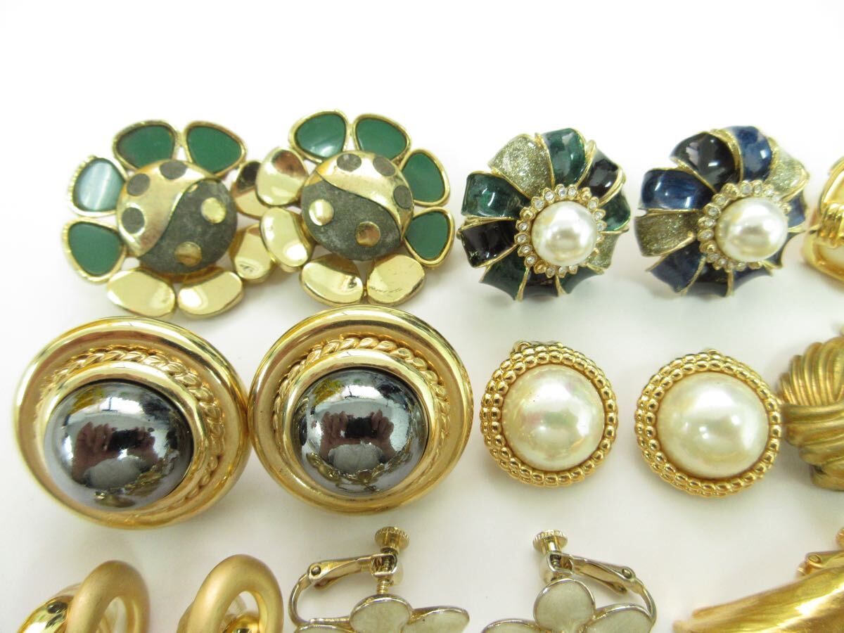 Yahoo!オークション - 【D52】ヴィンテージ ビンテージ イヤリング 両...