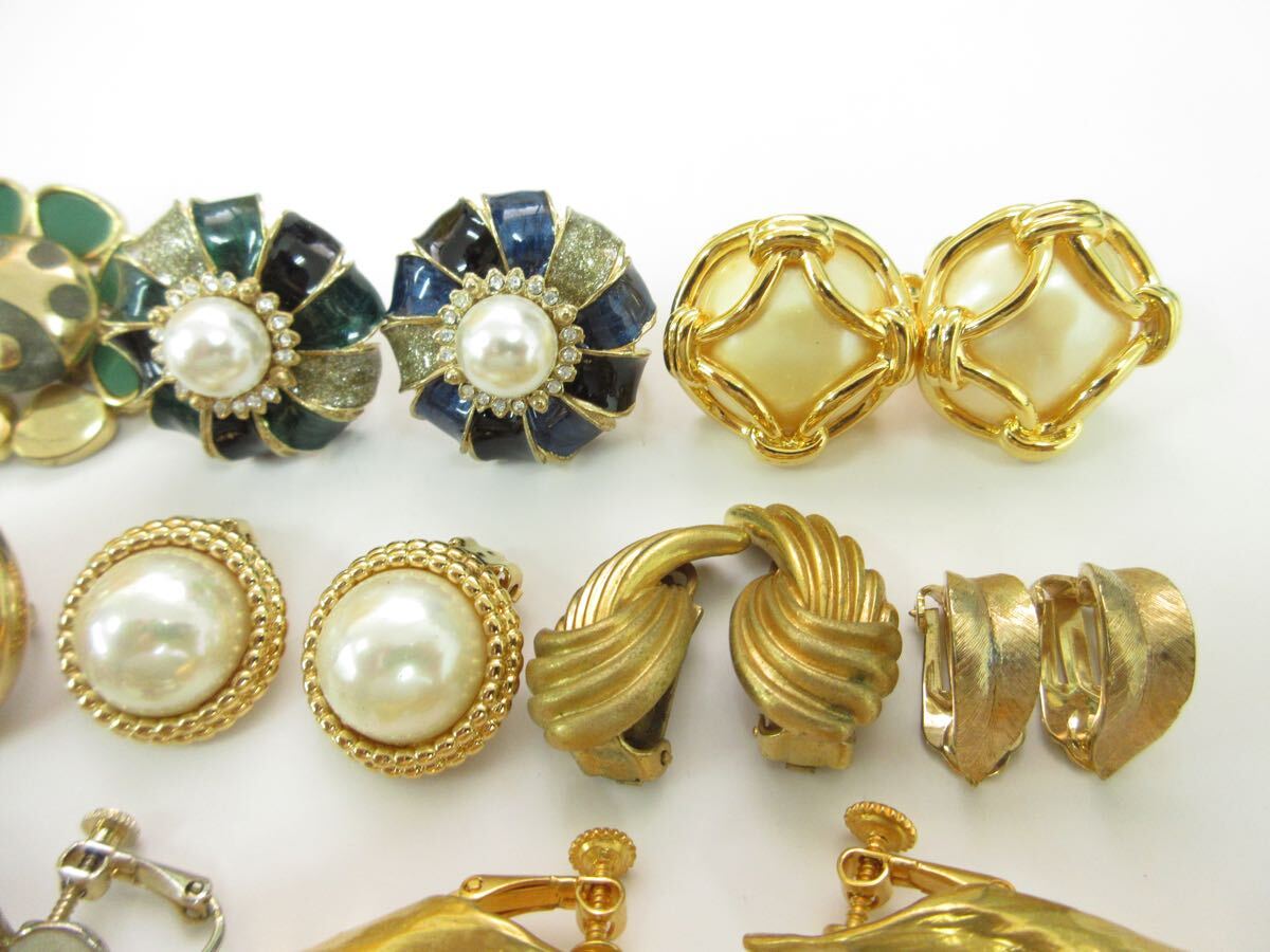 Yahoo!オークション - 【D52】ヴィンテージ ビンテージ イヤリング 両...