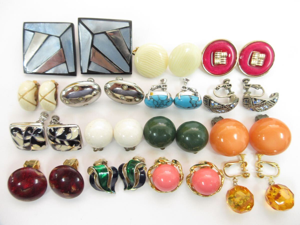 Yahoo!オークション - 【B64】ヴィンテージ ビンテージ イヤリング 両...