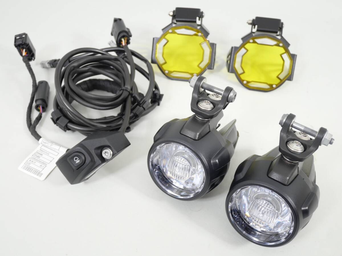 Yahoo!オークション - z18 極上 BMW 純正 オプション LED フォグランプ...