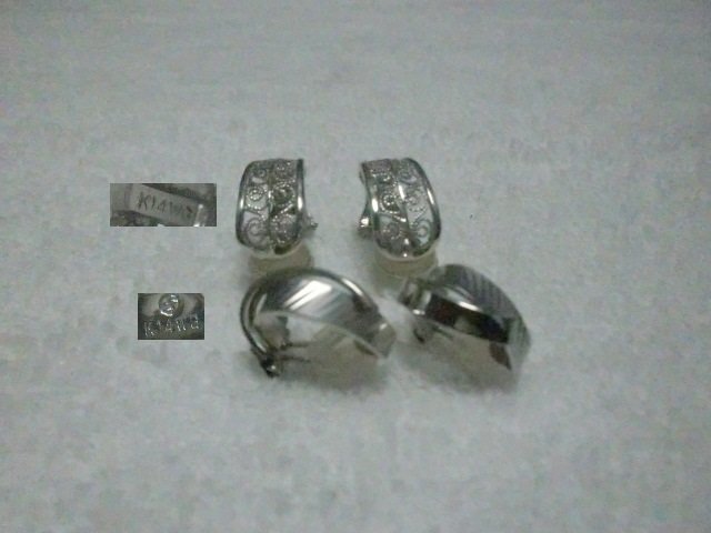 Yahoo!オークション - C115／本物 貴金属【K14WG イヤリング K14WG刻...