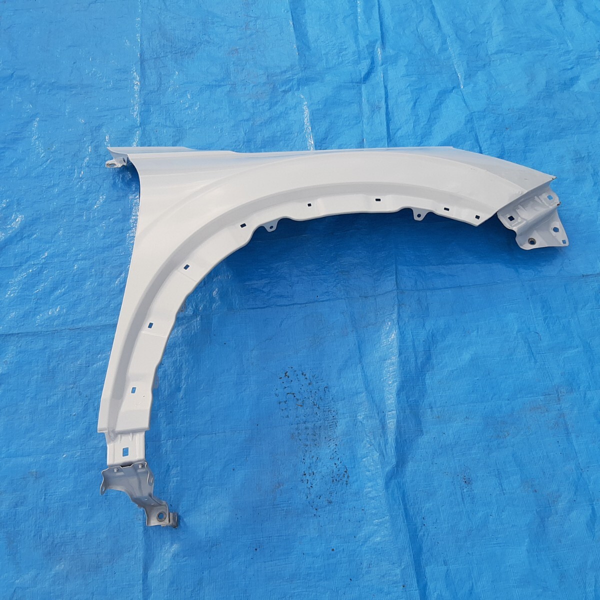 Yahoo!オークション - ホンダ ヴェゼルハイブリッド 6AA-RV5 右フェン...