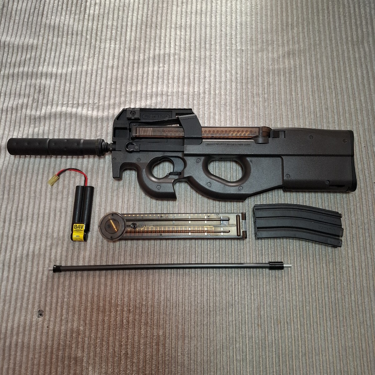 Yahoo!オークション - 東京マルイ 電動ガン P-90 P90 サイレンサー＆ス...