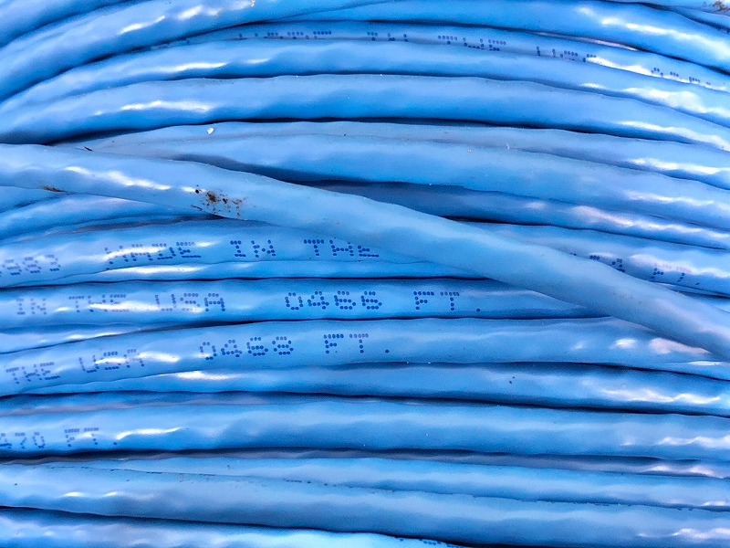 Yahoo!オークション - 【米軍放出品】未使用品 LANケーブル 175m CAT.6...