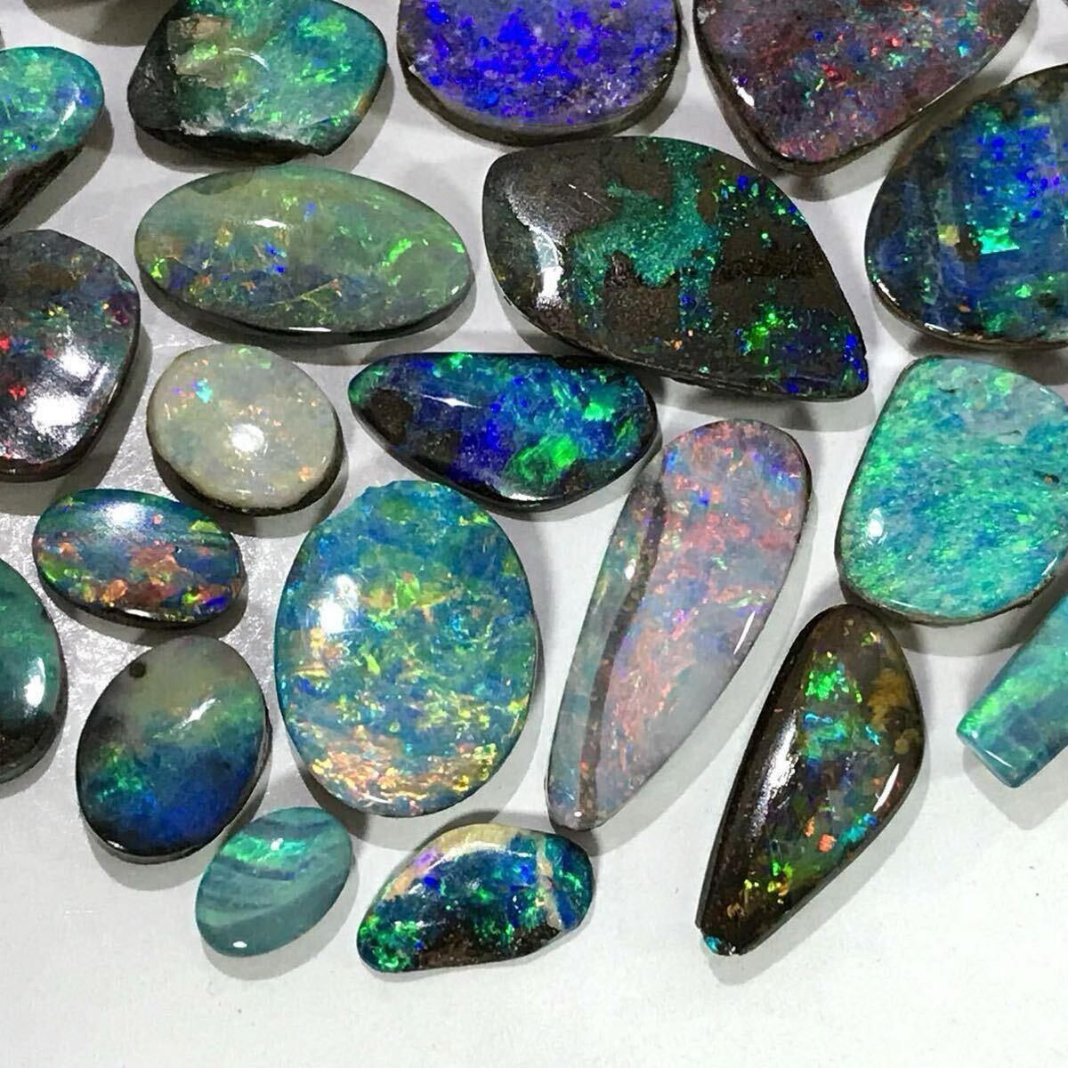 Yahoo!オークション - 遊色効果 (天然ボルダーオパールおまとめ)n 約26...