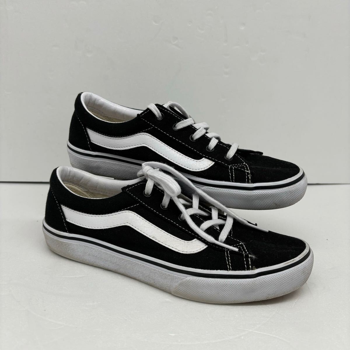 Yahoo!オークション - 1156 VANS ローカットスニーカー 25cm