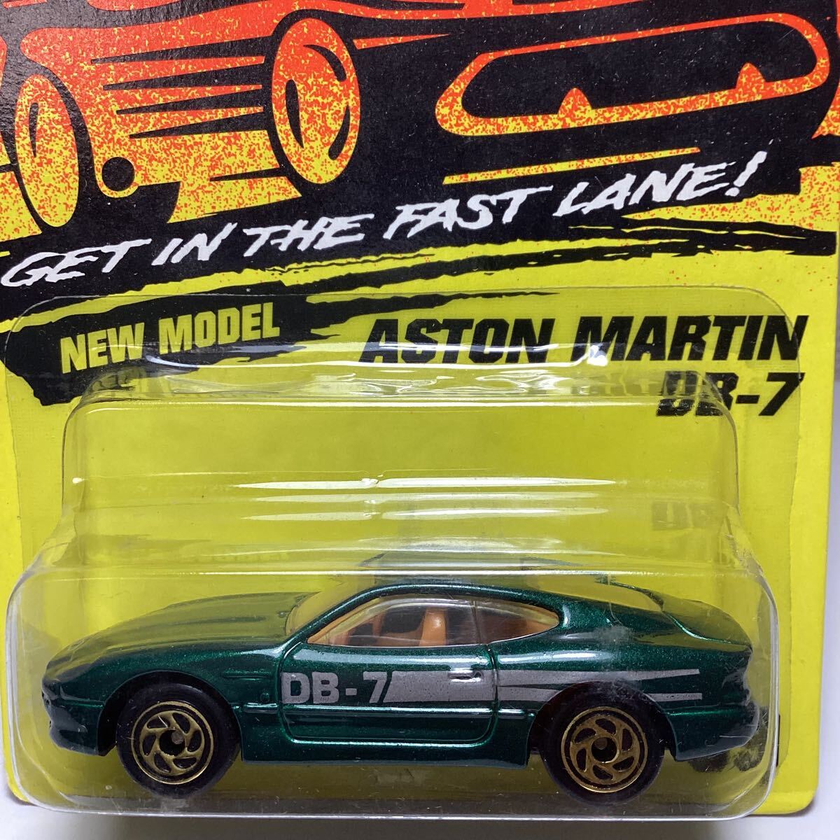 Yahoo!オークション - マッチボックス アストンマーチン DB-7 MATCHBO...