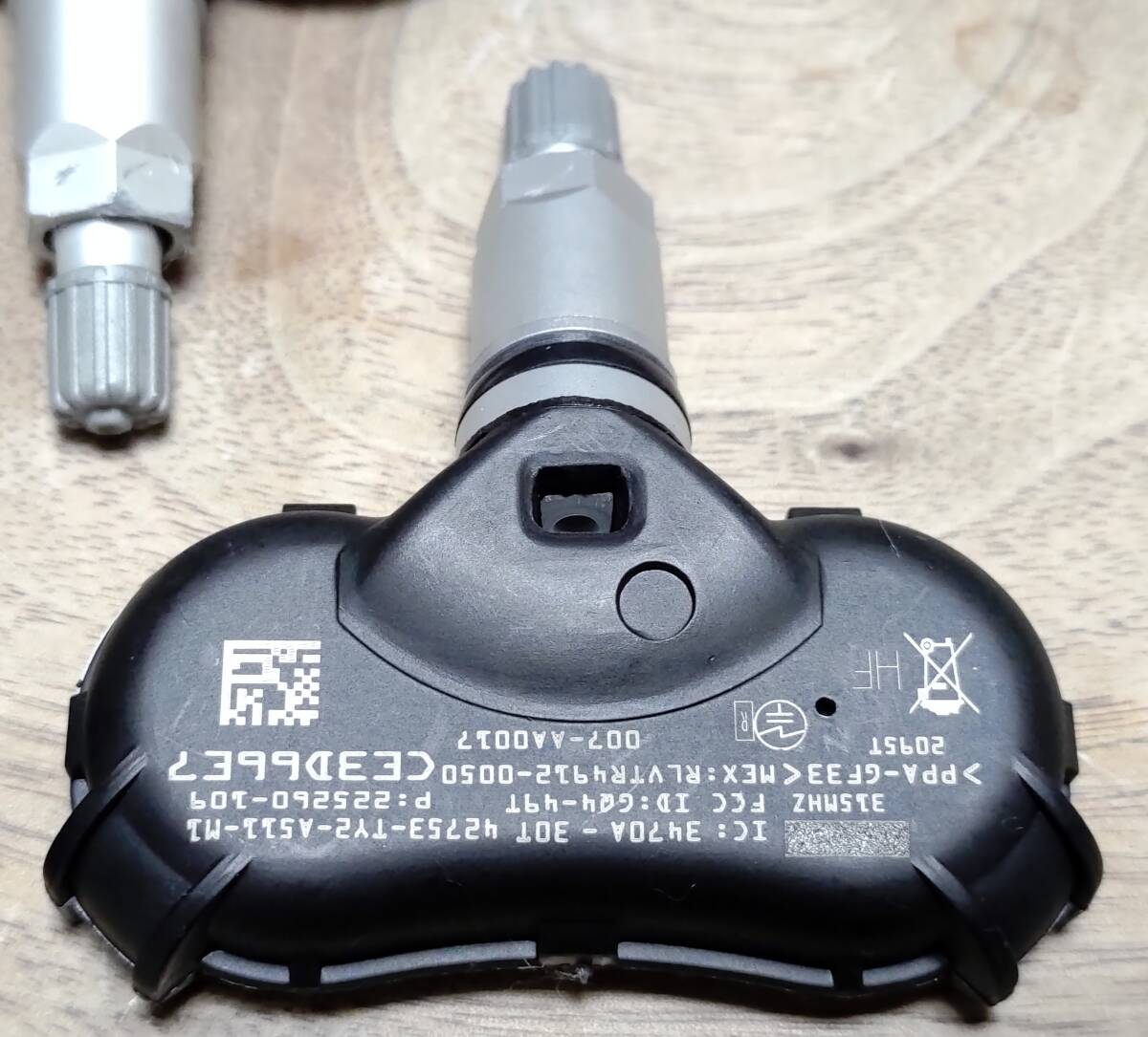 Yahoo!オークション - 【ジャンク】空気圧センサー ホンダレジェンド（...