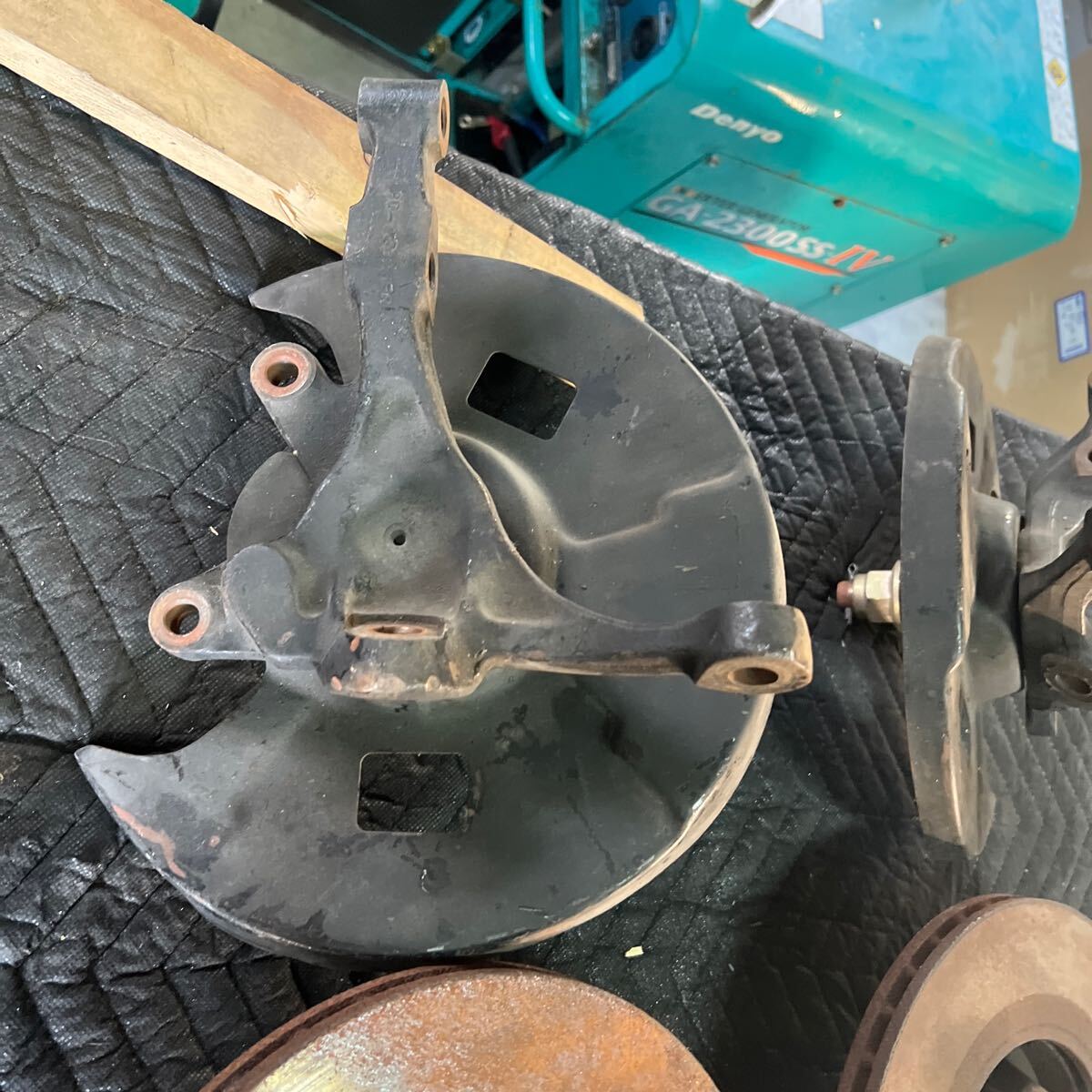 Yahoo!オークション - シルビア S13 5穴化 純正ナックル ロータ付き AB...