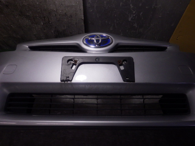 Yahoo!オークション - 売り切り DAA-ZVW30 プリウス 1F7 フロントバン...