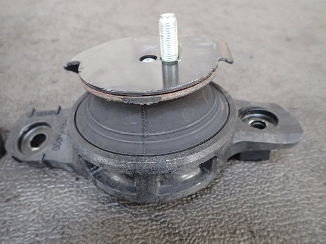 Yahoo!オークション - ZN6 86 FA20 TRD エンジンマウント ZC6/BRZ