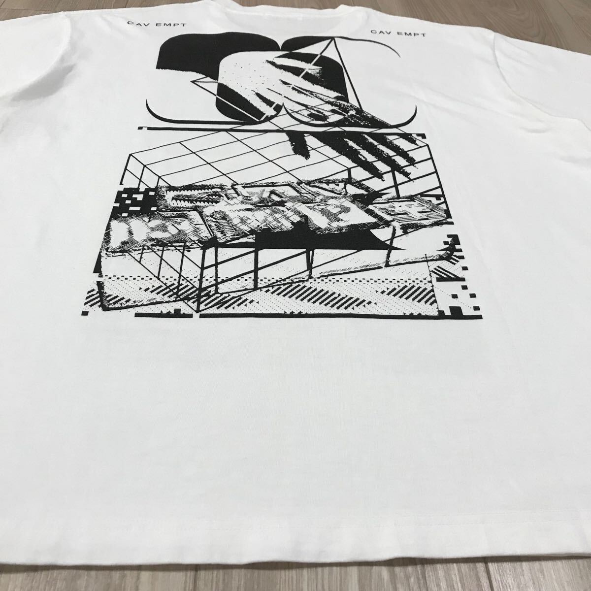 C E CAVEMPT XL white black big made in japanシーイー C E CAVEMPT XL white black big made in japanシーイー