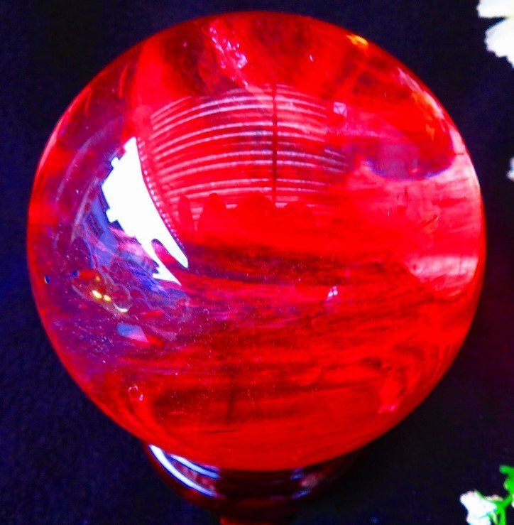 Yahoo!オークション - 絶品 超綺麗K9赤水晶丸玉 超巨大1.3kg 113mm...