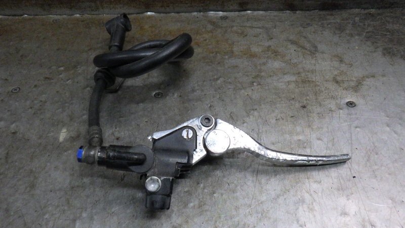 Yahoo!オークション - RGA-365A ゼファー400 フロント ブレーキ マスタ...