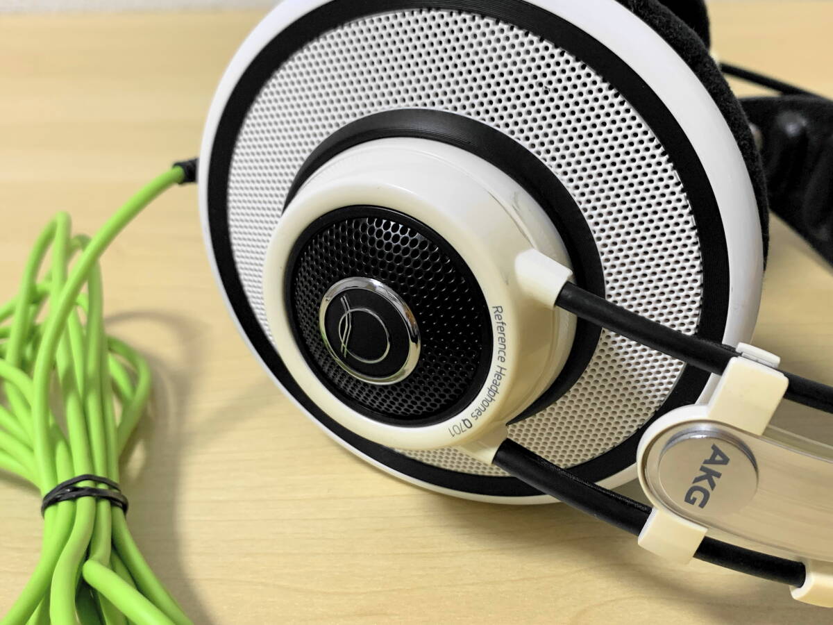 Yahoo!オークション - Q701(キュー701) AKG プレミアムヘッドホン オー...