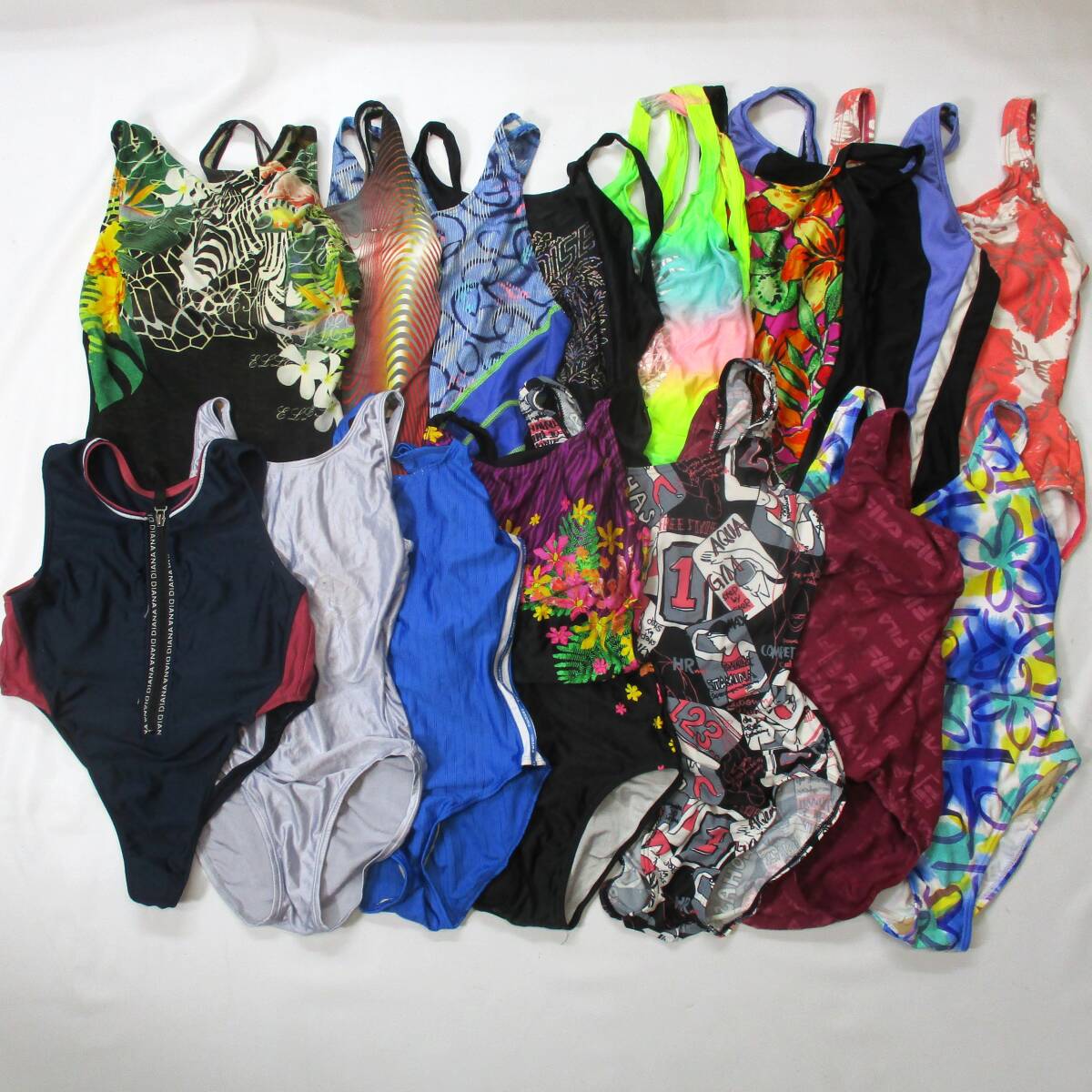 Yahoo!オークション - E3397 1円～ 訳あり ジャンク 水着 レディース ...