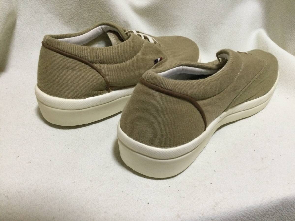 Yahoo!オークション - C2801 PANIER 軽量 スニーカー 24㎝ カーキ色