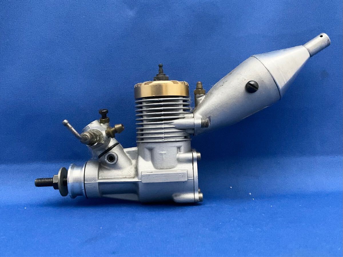 Yahoo!オークション - タイパン 2.5cc エンジン tpn①