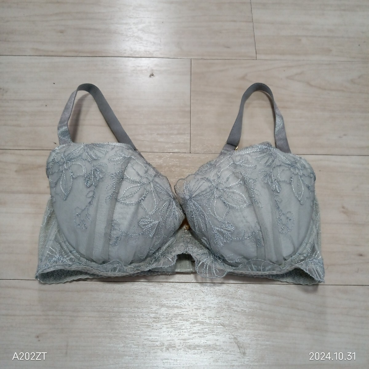 Yahoo!オークション - アンフィ ブラF65 匿名配送