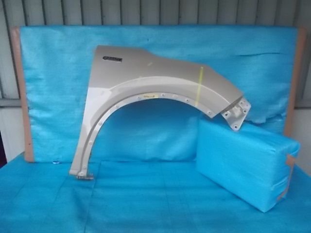 Yahoo!オークション - ロッキー eスマートハイブリッド A202S 右 フェ...