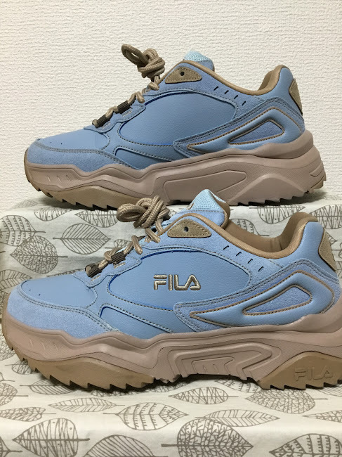 Yahoo!オークション - 美品 送料込 24.0 フィラ FILA 厚底 スニーカー...