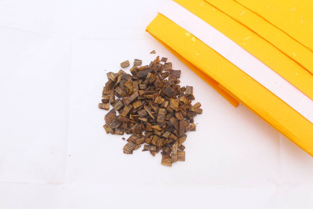 Yahoo!オークション - 極品伽羅 刻み 約7.69g 聞香用/お香/香道具/香...