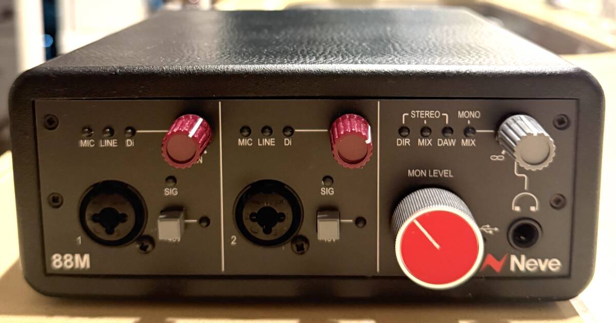 Yahoo!オークション - 未使用 新品同様 現在価格 24.2万円 NEVE 88M