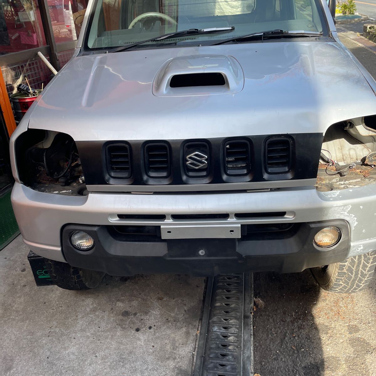 Yahoo!オークション - 部品取り車 ジムニー JB23 2型 ボンネット 引き...