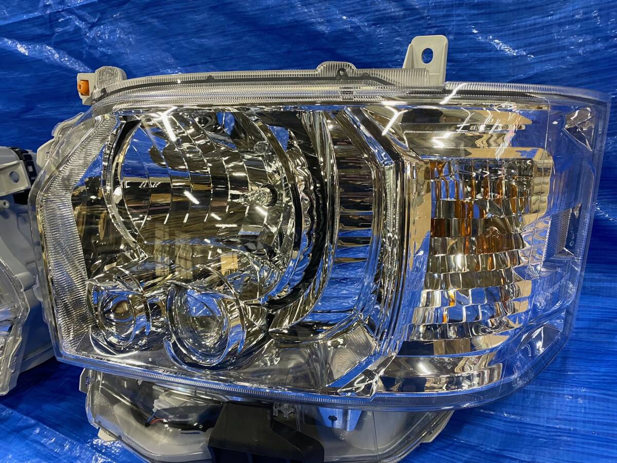 Yahoo!オークション - 新車外し 7型ハイエース WGL外し 純正LEDヘ...