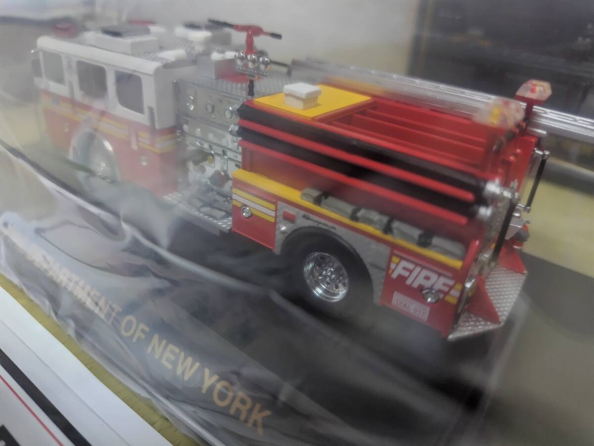 Yahoo!オークション - 絶版希少 入手困難 限定品 CODE3 1/64 FDNYニュ...