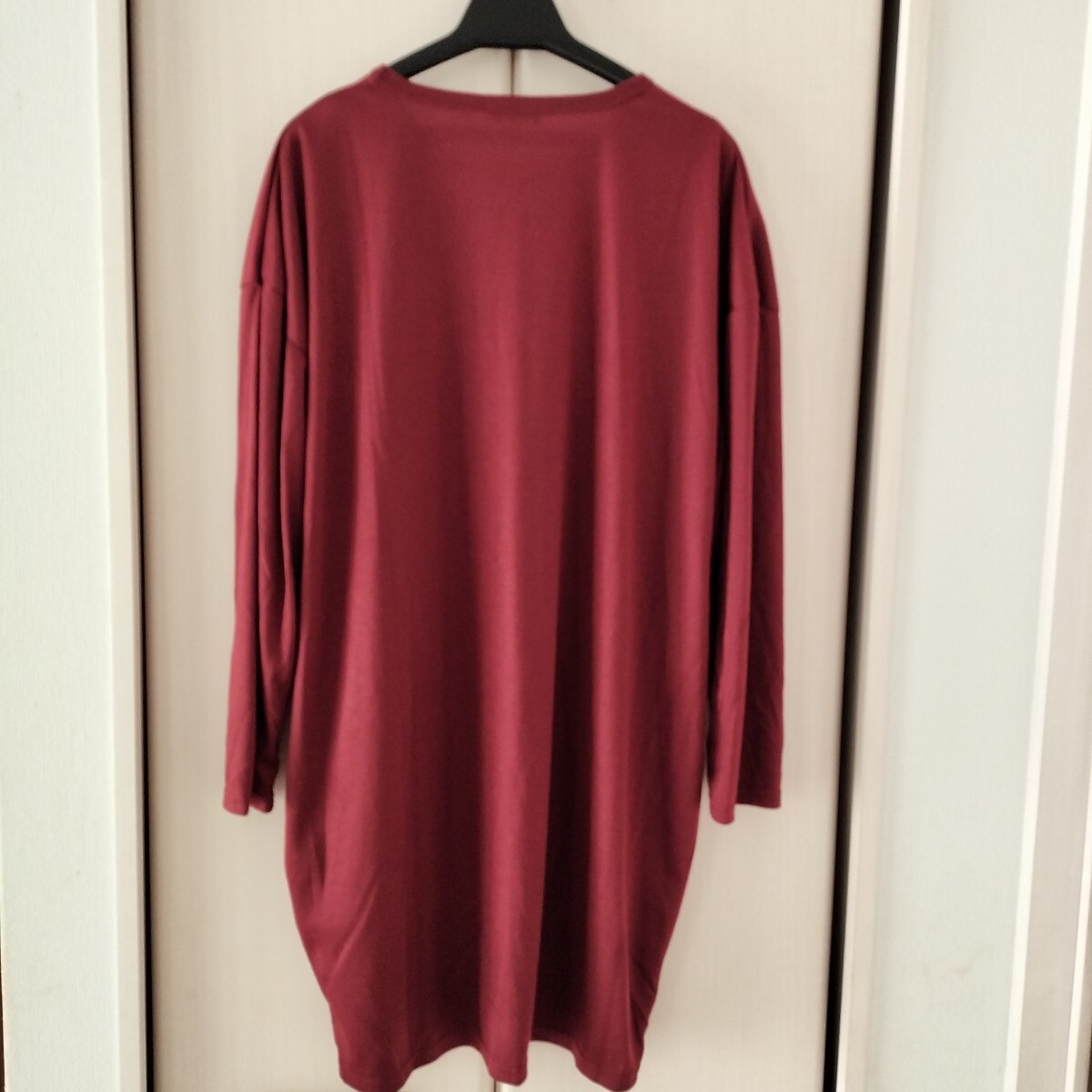 新品【Lサイズ】Keith Valler レディース 長袖Tシャツ ロングT 新品【Lサイズ】Keith Valler レディース 長袖Tシャツ ロングT