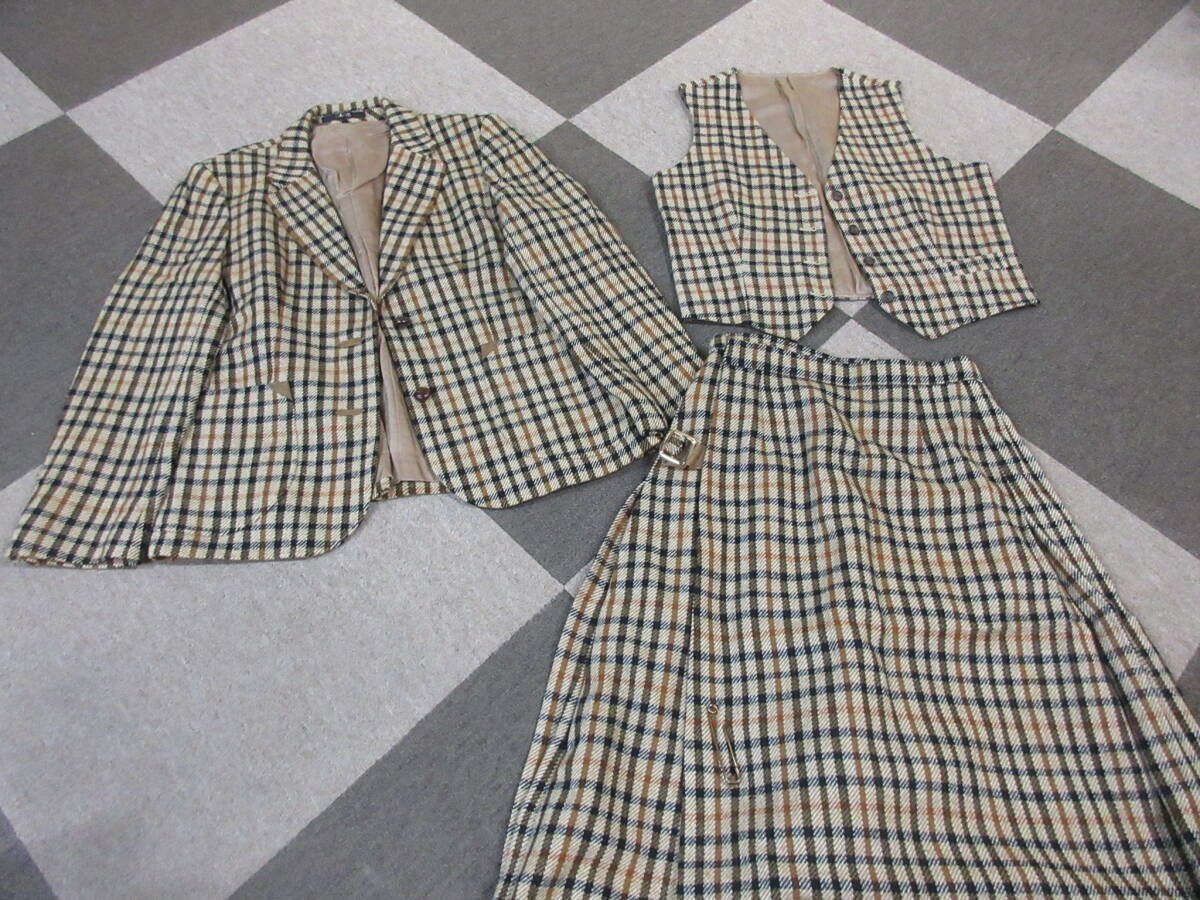 Yahoo!オークション - DAKS 3ピース セットアップ 11号 ダックス ベス...