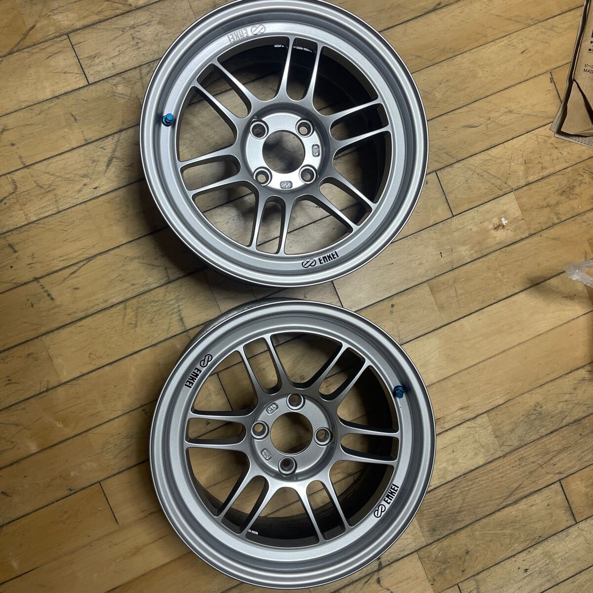 Yahoo!オークション - ENKEI エンケイ RPF1 15インチ 8j +28 2本 PCD1...