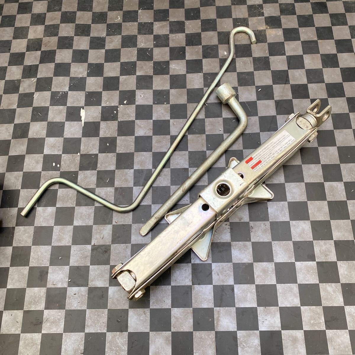 Yahoo!オークション - ジャッキ ジムニー JB23 5型