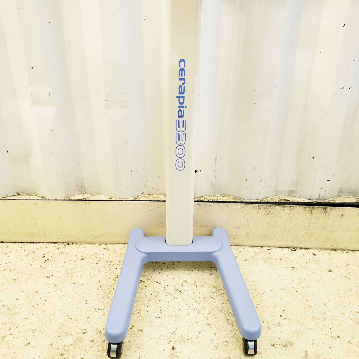 仙台市：日本メディックス 赤外線治療器 セラピア3300 カーボンヒーター(その他)｜売買されたオークション情報、yahooの商品情報をアーカイブ公開 - オークファン（aucfan.com）