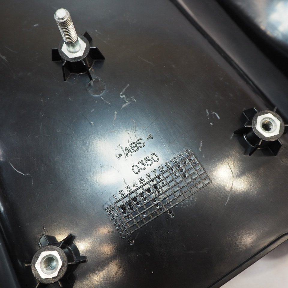 Yahoo!オークション - ドゥカティ モンスター S2R S4R M400 M900 純正...