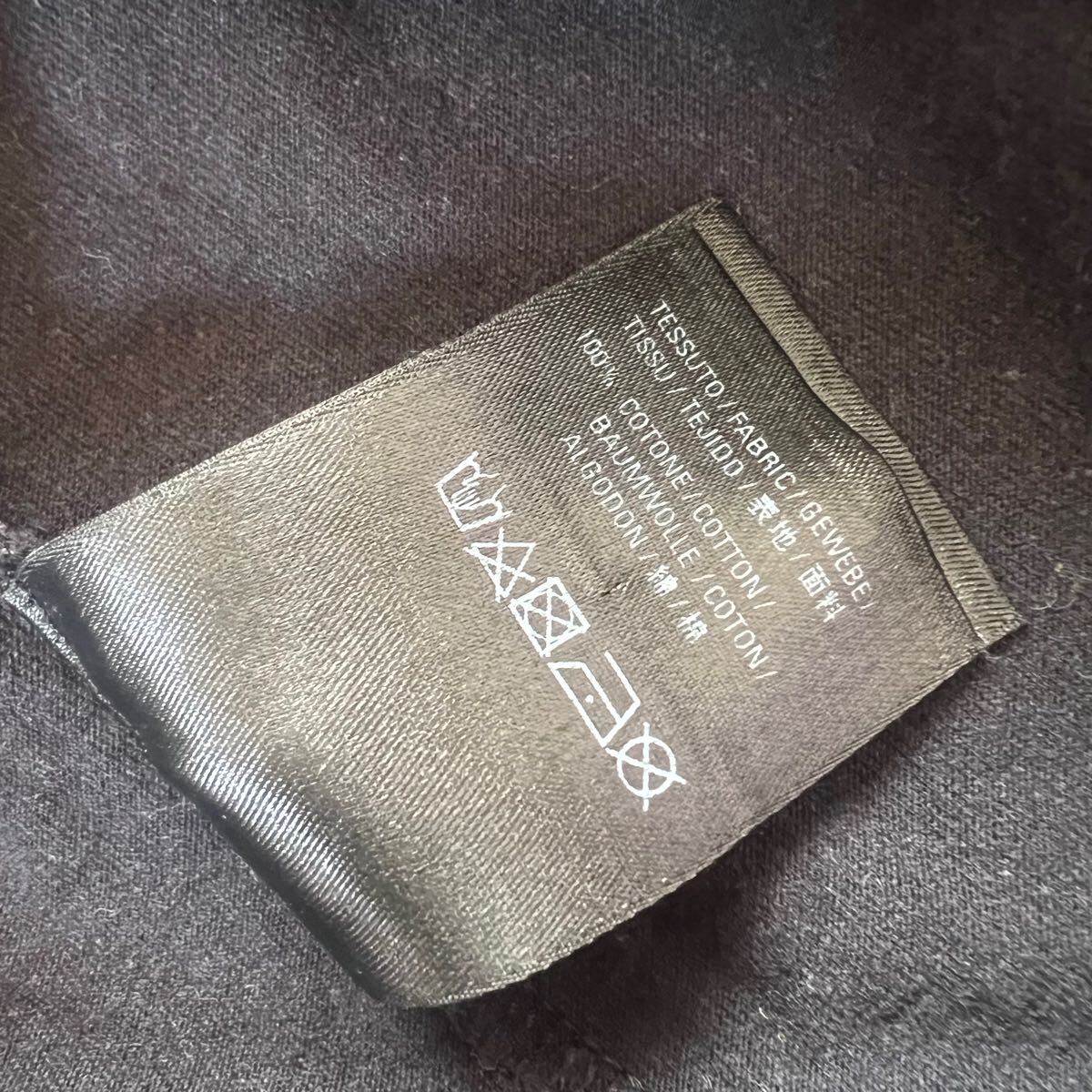 BALENCIAGA バレンシアガ ロゴ刺繍 Tシャツ メンズ カラフル 黒 BALENCIAGA バレンシアガ ロゴ刺繍 Tシャツ メンズ カラフル 黒