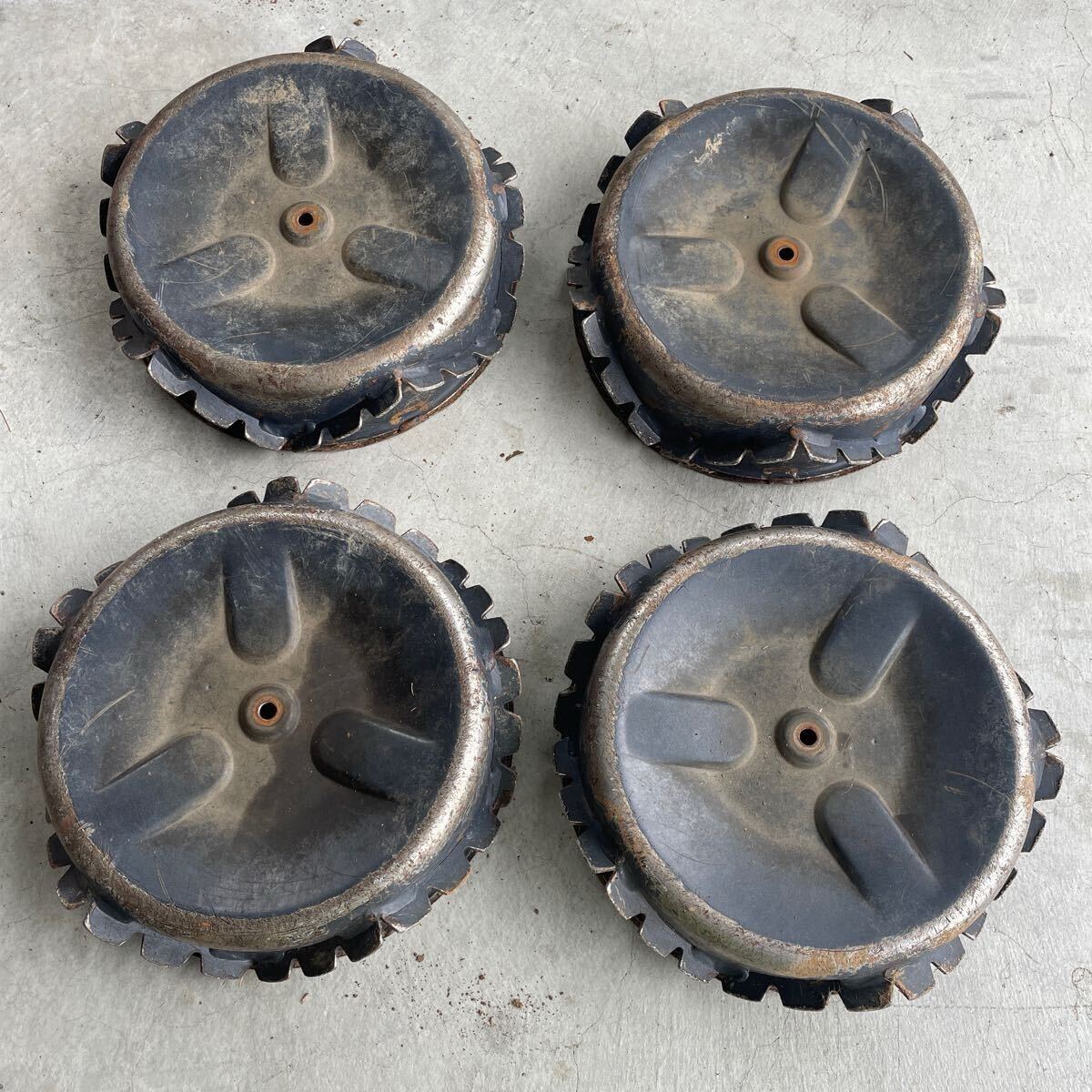 Yahoo!オークション - スパイダーモア専用 大径スパイク車輪×4本 鉄車...