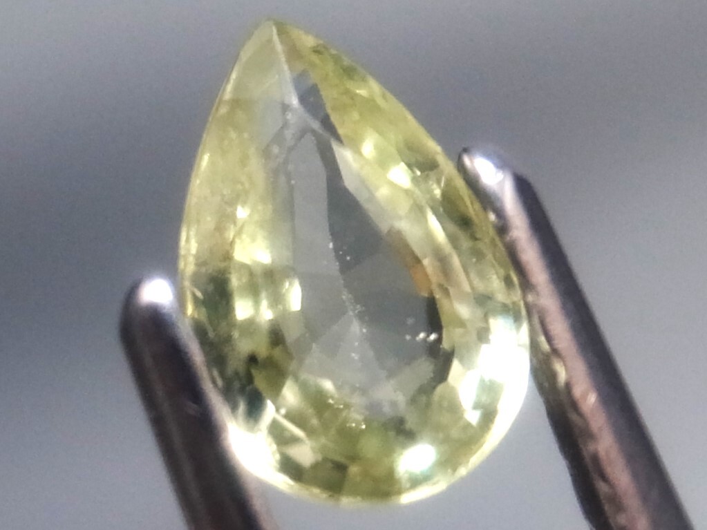 Yahoo!オークション - 0.44ct a 新品・天然ソンゲアサファイヤ タンザ...