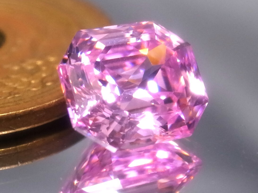 Yahoo!オークション - 5.39ct a 新品・最先端技術のレーザー光線による...