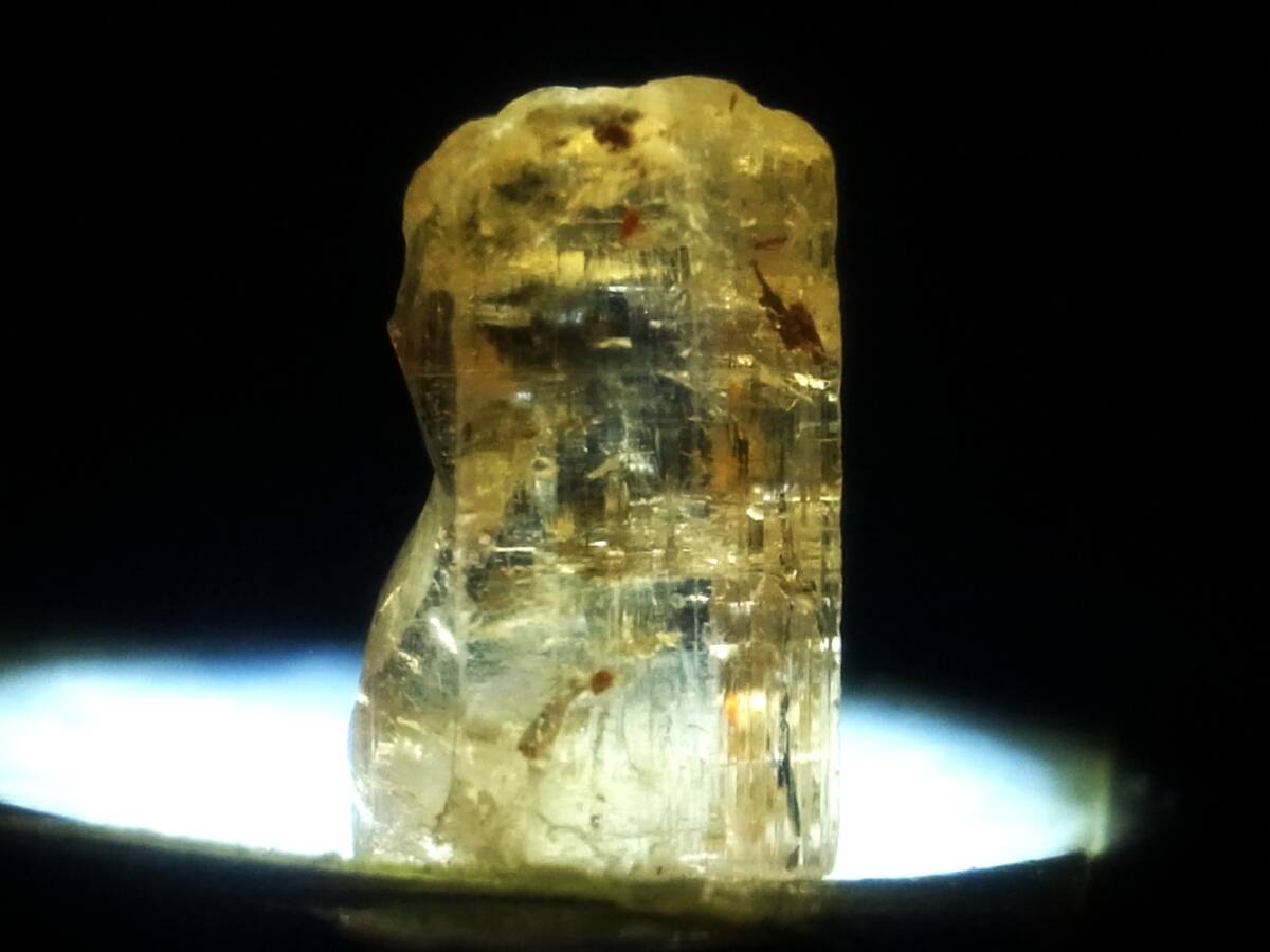 Yahoo!オークション - 3.94ct 新品・天然インペリアトパーズ原石 非加...