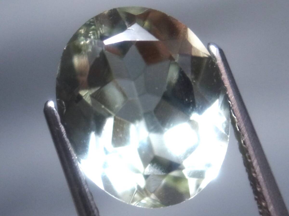 3.66ct a 天然グリーンアメシスト ブラジル産(アメジスト)｜売買されたオークション情報、yahooの商品情報をアーカイブ公開 - オークファン（aucfan.com）