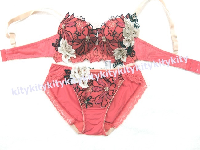 Yahoo!オークション - サルート【プラダを着た悪魔】D70＆ノーマルM RE...