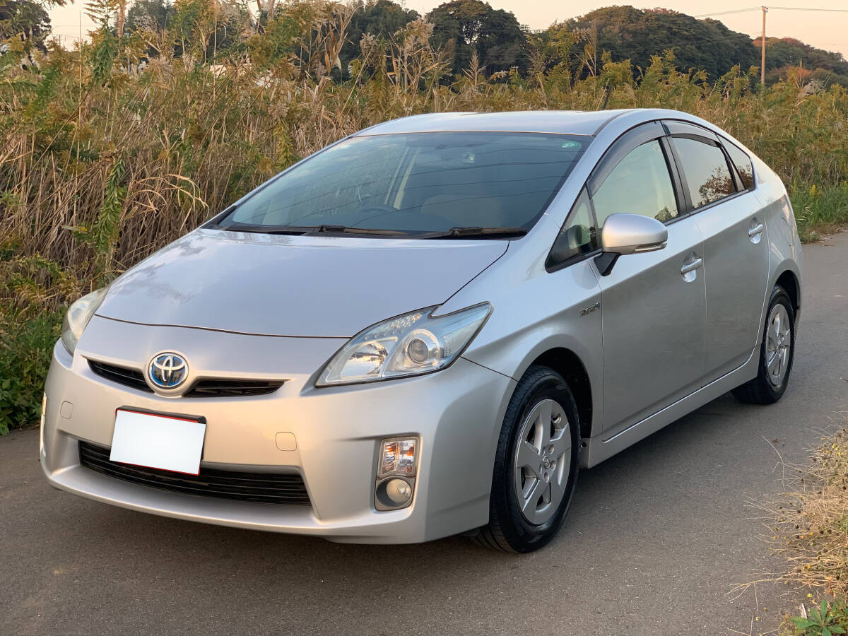 Yahoo!オークション - トヨタ プリウス SグレードZVW30 平成22年車 52 ...