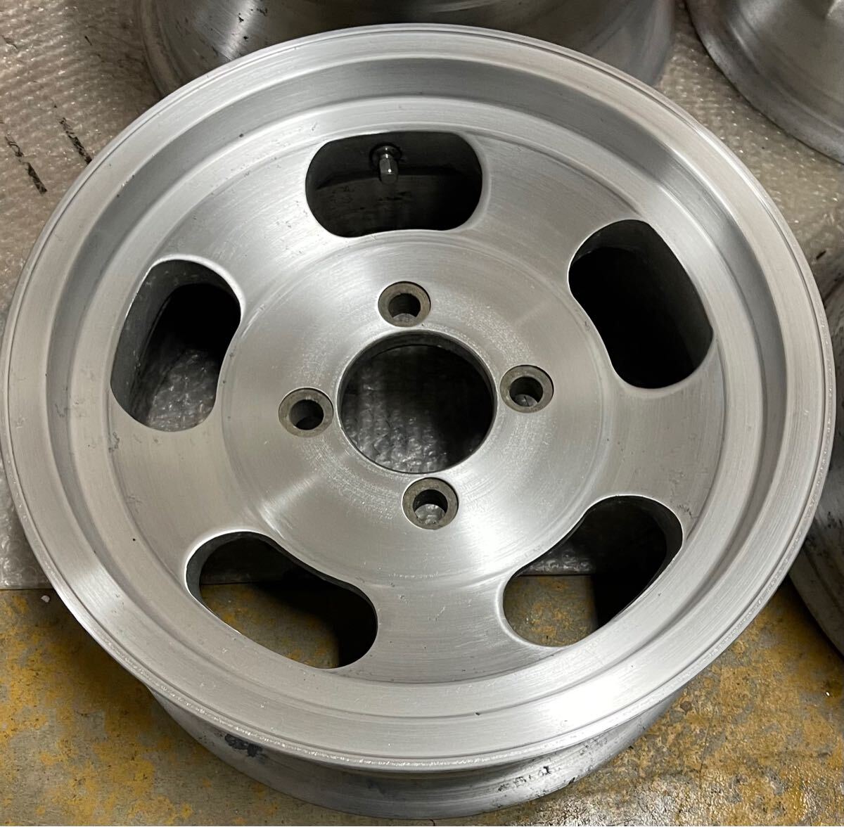 Yahoo!オークション - MEETS SEMA 14インチ 14x7J 14x6J PCD 114.3 4穴...