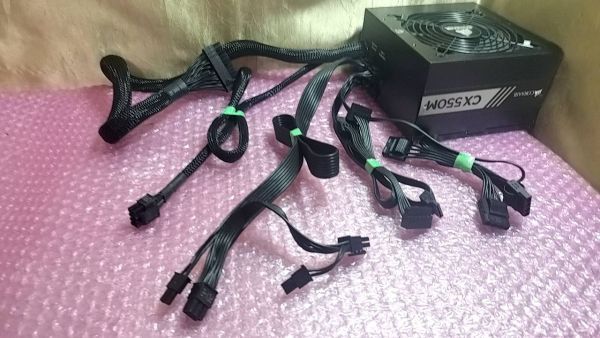 Yahoo!オークション - Y81 CORSAIR 550W CX550M PC用 電源BOX 電源ユニ...